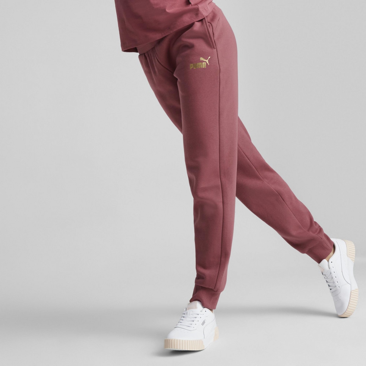 Damskie spodnie dresowe PUMA Essentials+ Metallic - różowe ...